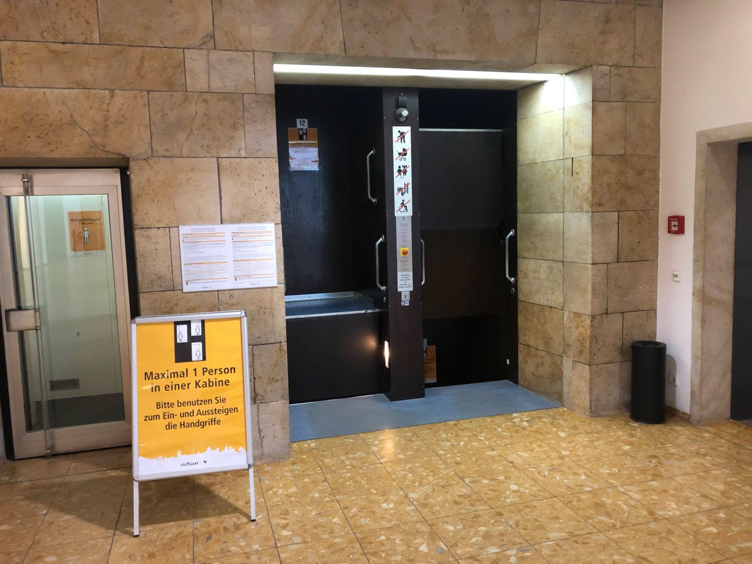 Mind-blowing paternoster in the Stuttgart Rathaus - Ken Ritley